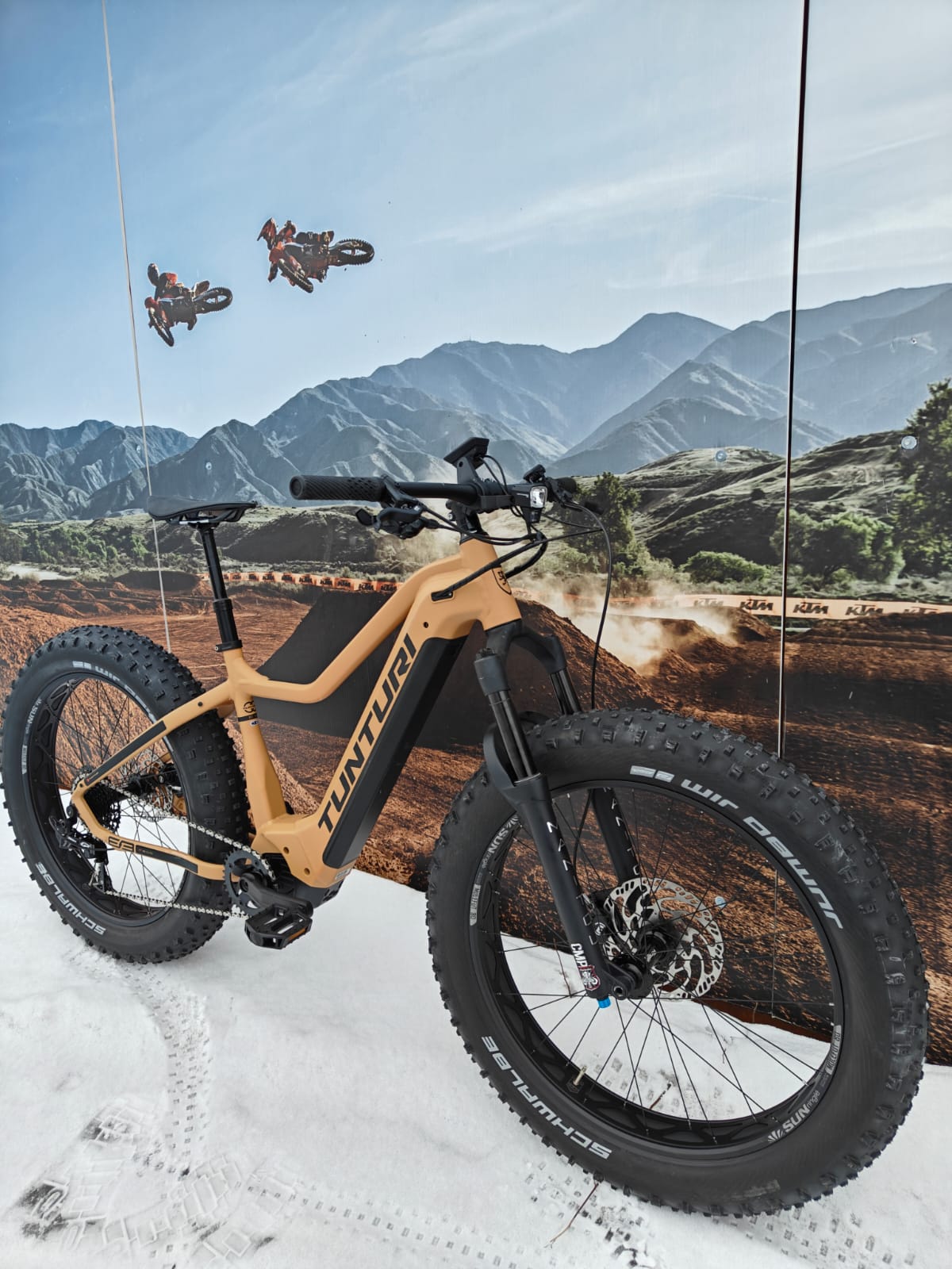 Motokeidas - Tunturi E-Max EBF600 Sähkö läskipyörä